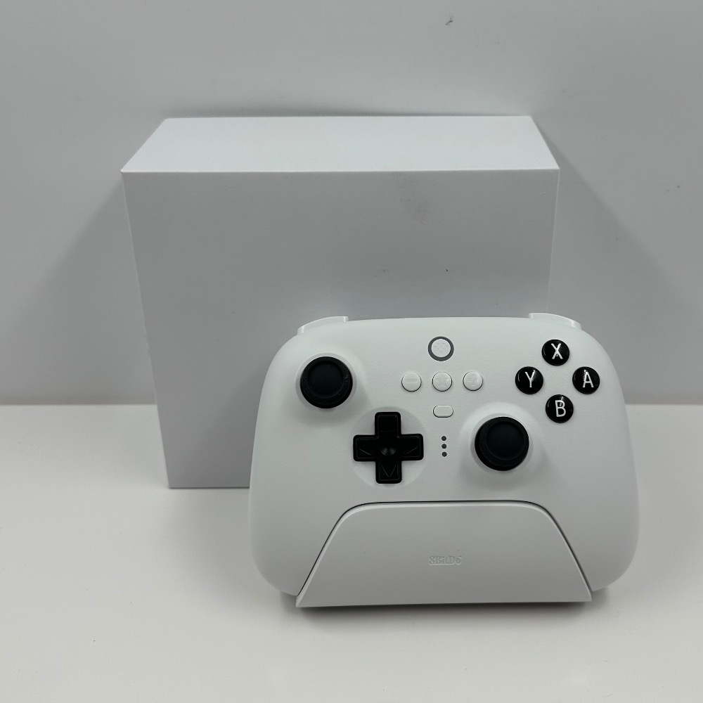 8 BITDO ULTIMATE BLUETOOTH CONTROLLER - Own4Less